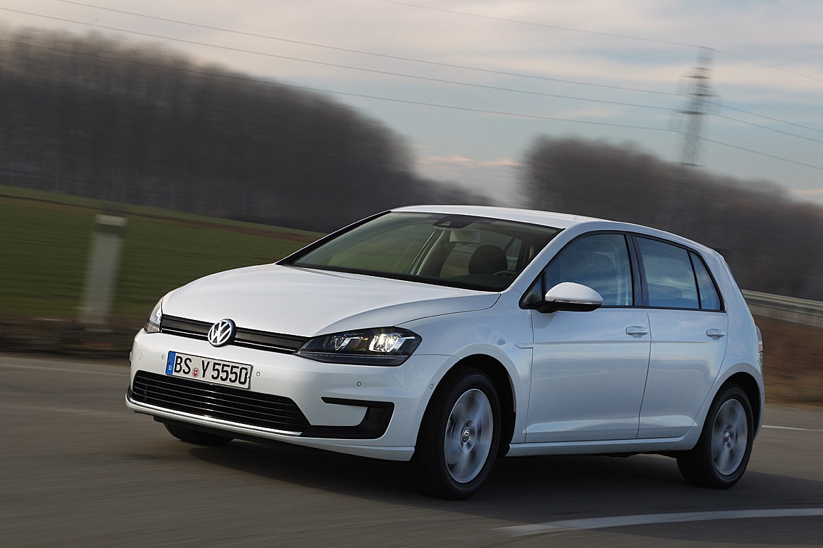 Early Reveal for New All-Electric Volkswagen Golf-e Mk7